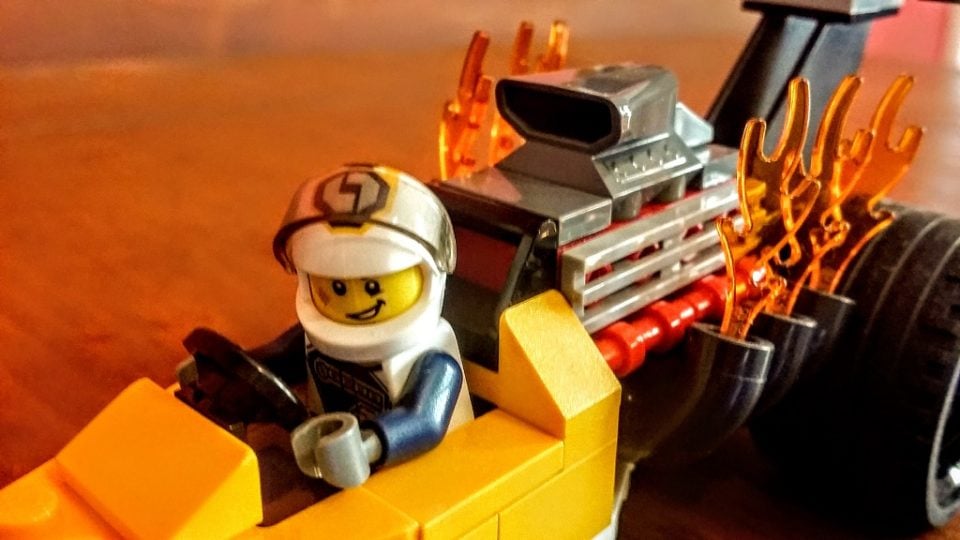 LEGO Dragster Kit Review: One Outstanding Unbranded Build