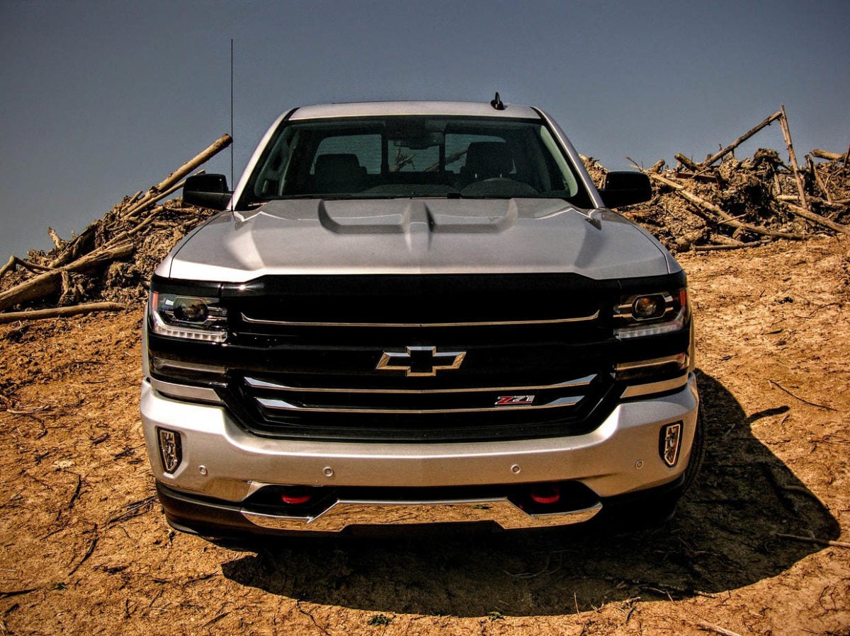 2017 Chevrolet Silverado 1500 Z71 Review: Taking it to Redline